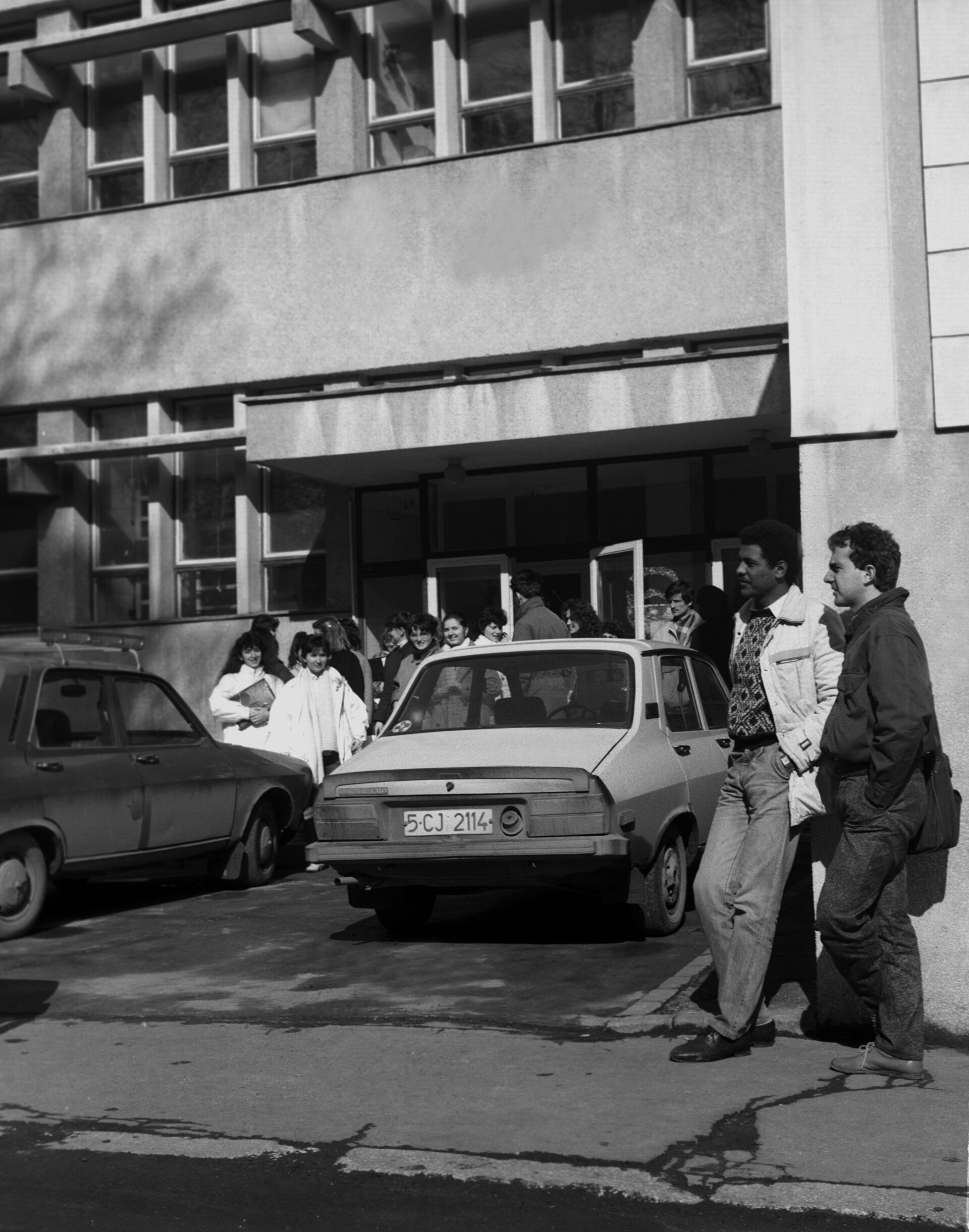 One parking space, one bedroom 4 - one studio flat